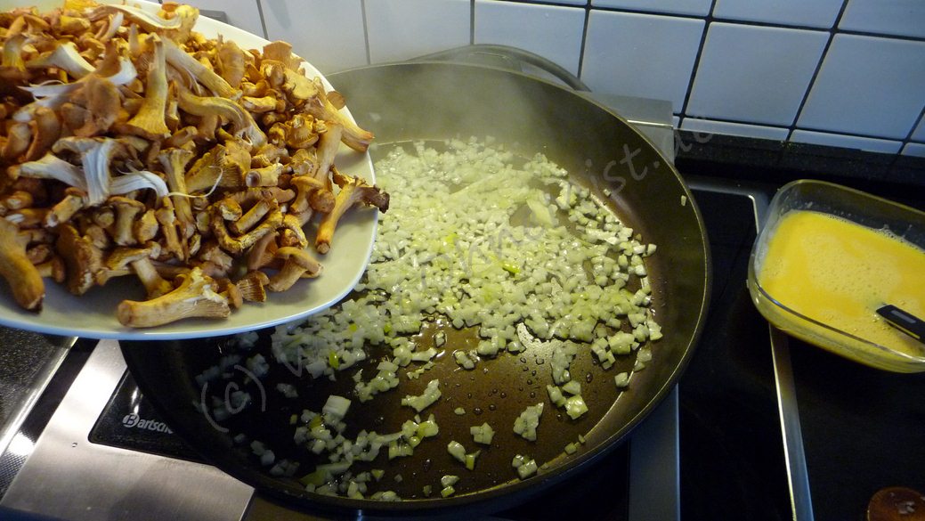 Frische Pfifferlinge mit Ei – einfach – gut | Ohne Mist